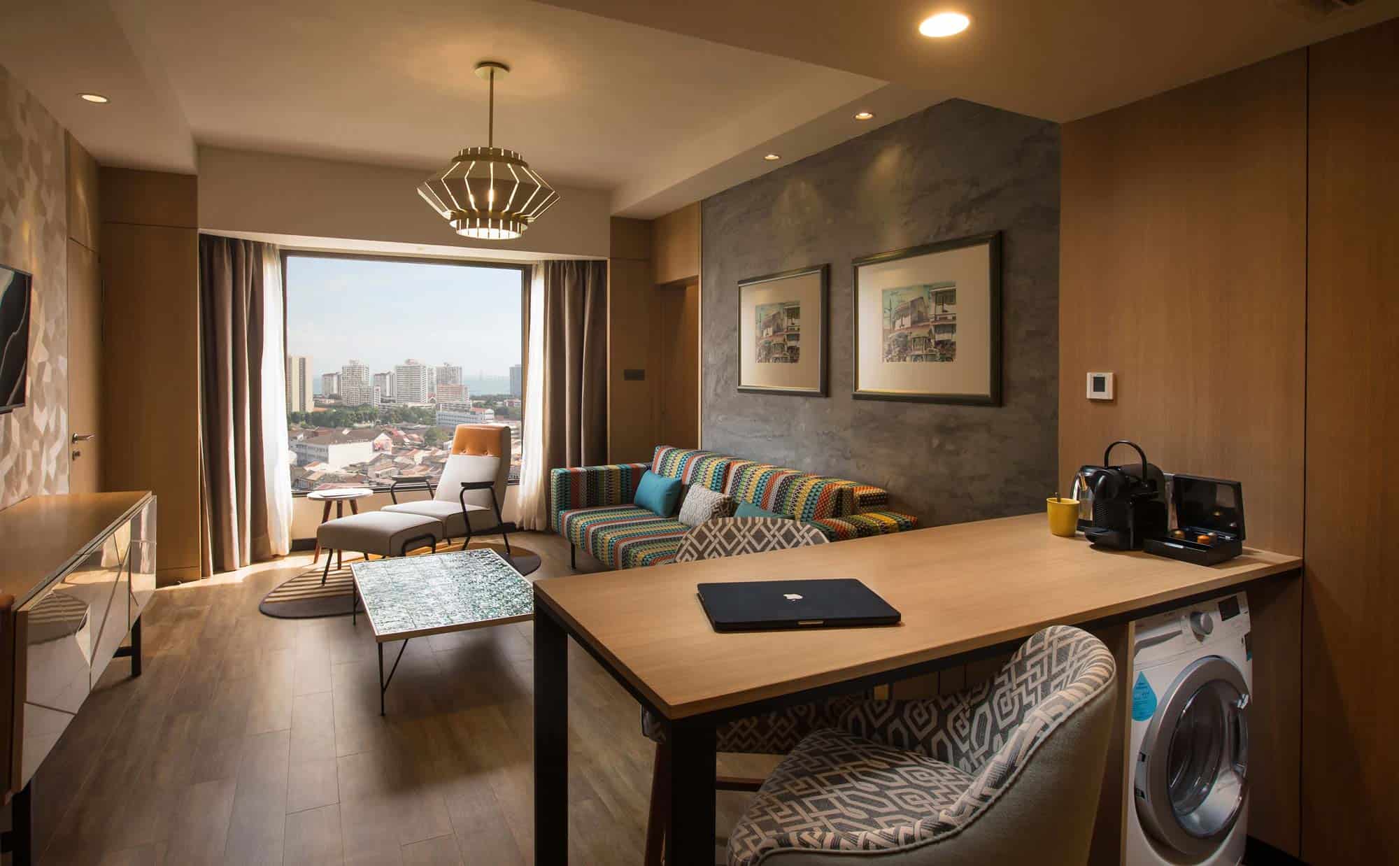 槟城Hotel Jen焕新揭幕 — 大脚印